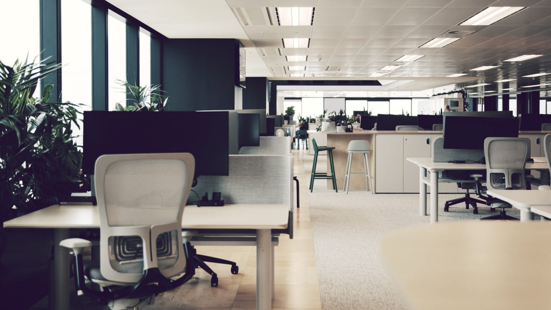 Is physical office space the only means for workplace collaboration ...