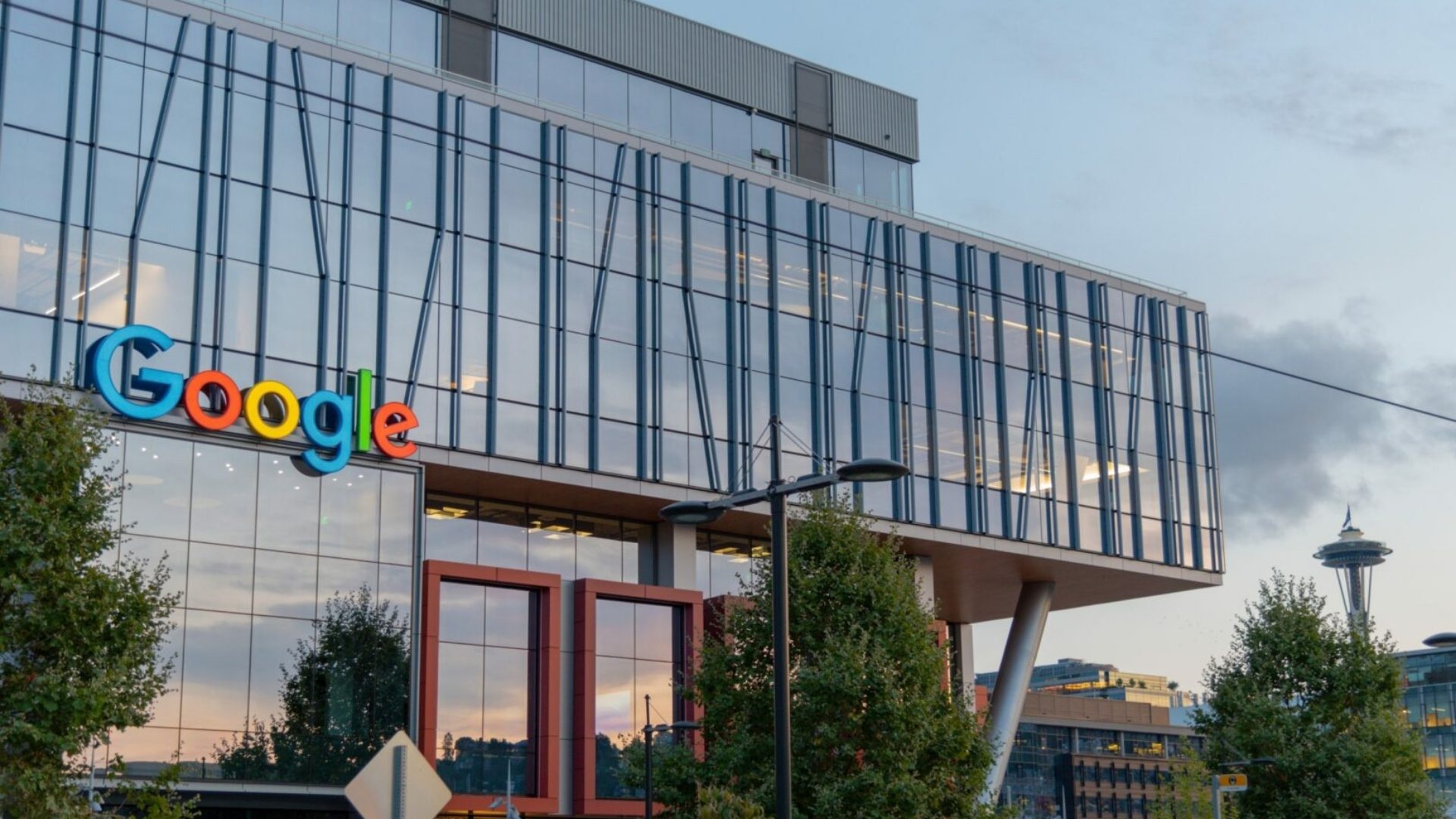 Google U-turns and embraces the hybrid future of work | UNLEASH