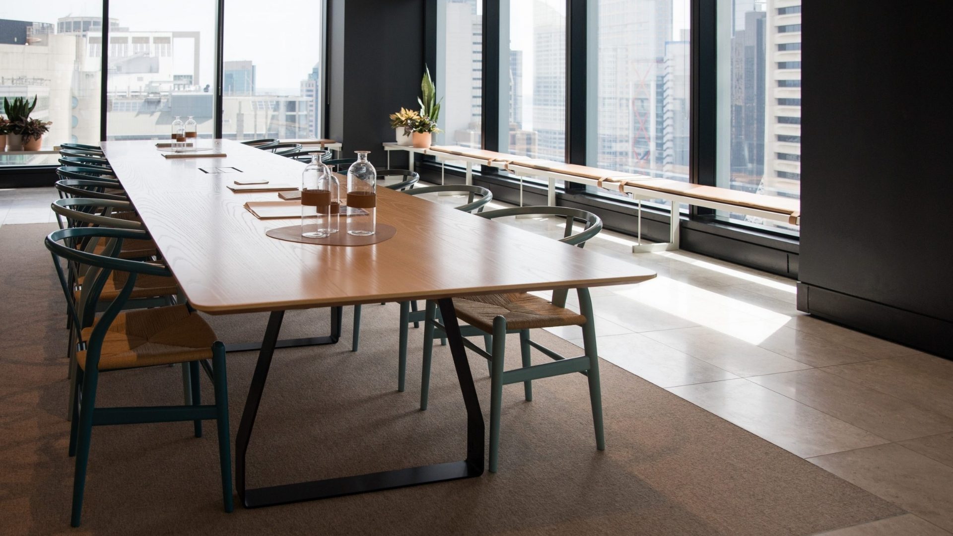 Making the hybrid model work for your team | UNLEASH